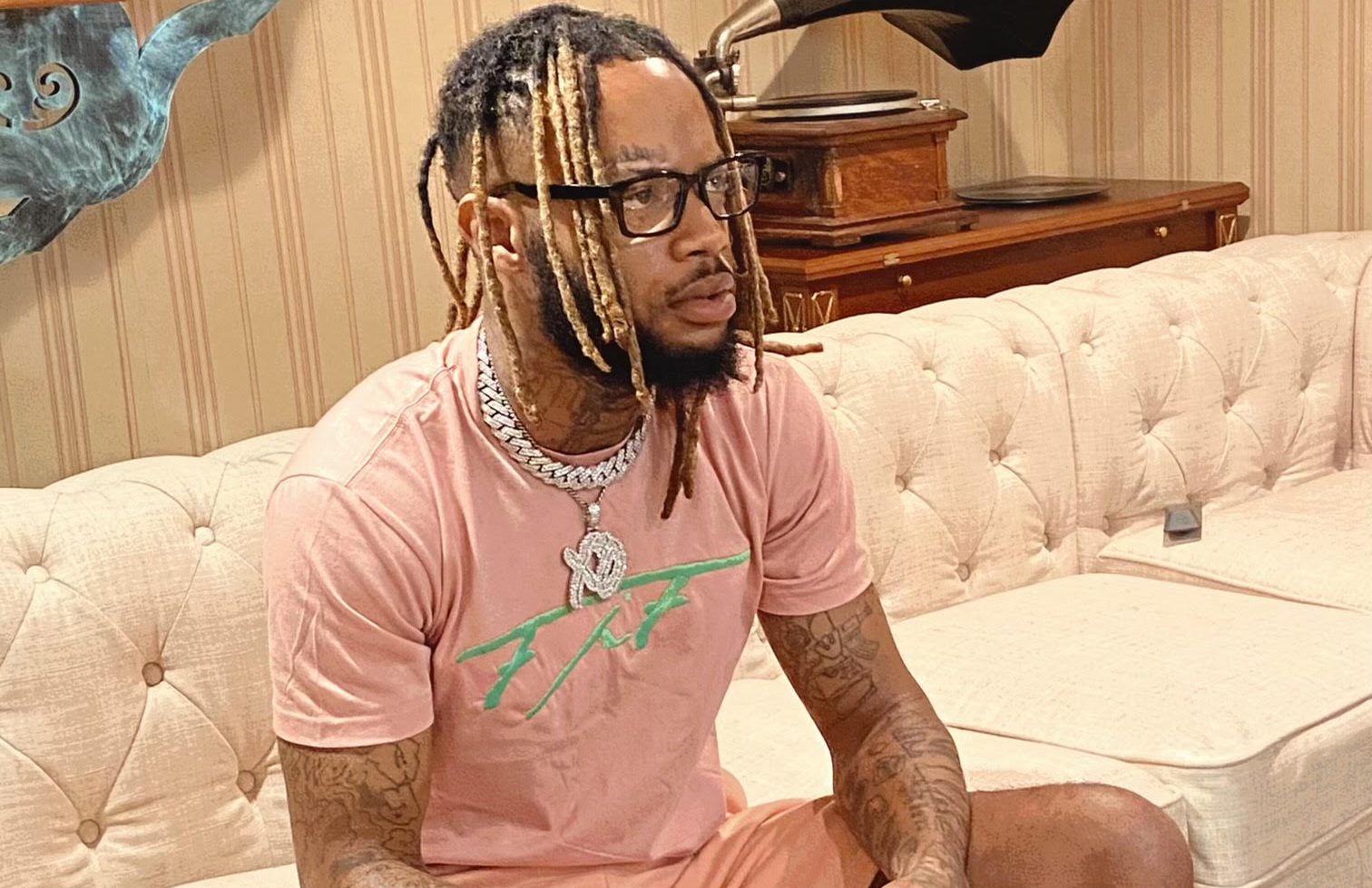 Meet Microwave Frank, the Prolific Rapper Announcing His Presence in ...