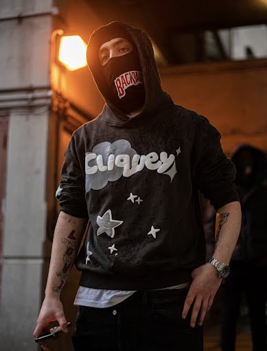 Ronzo Returns With His Trendy Track Titled, "Fly Away" - 24Hip-Hop