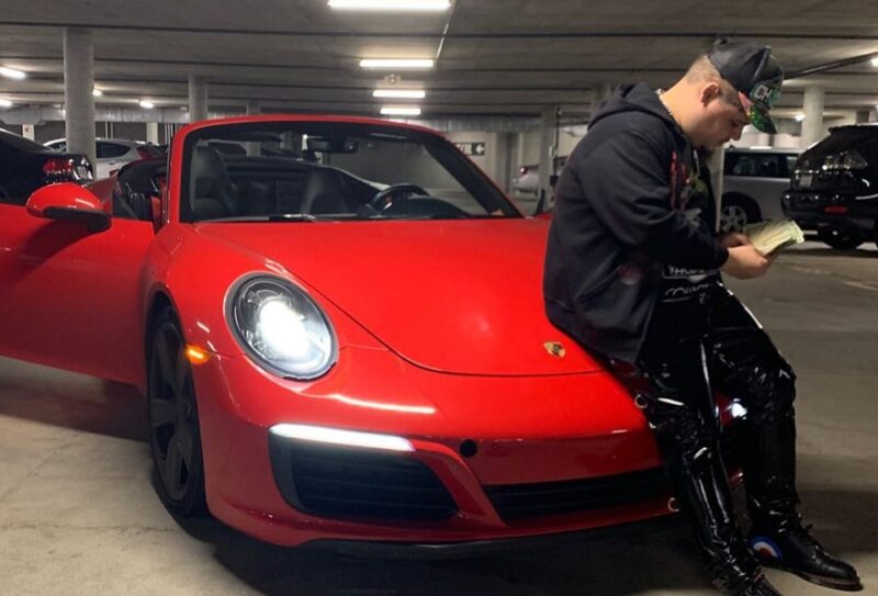 Smokey Pete: Unveiling Imperfections and Crafting a Unique Narrative in ...