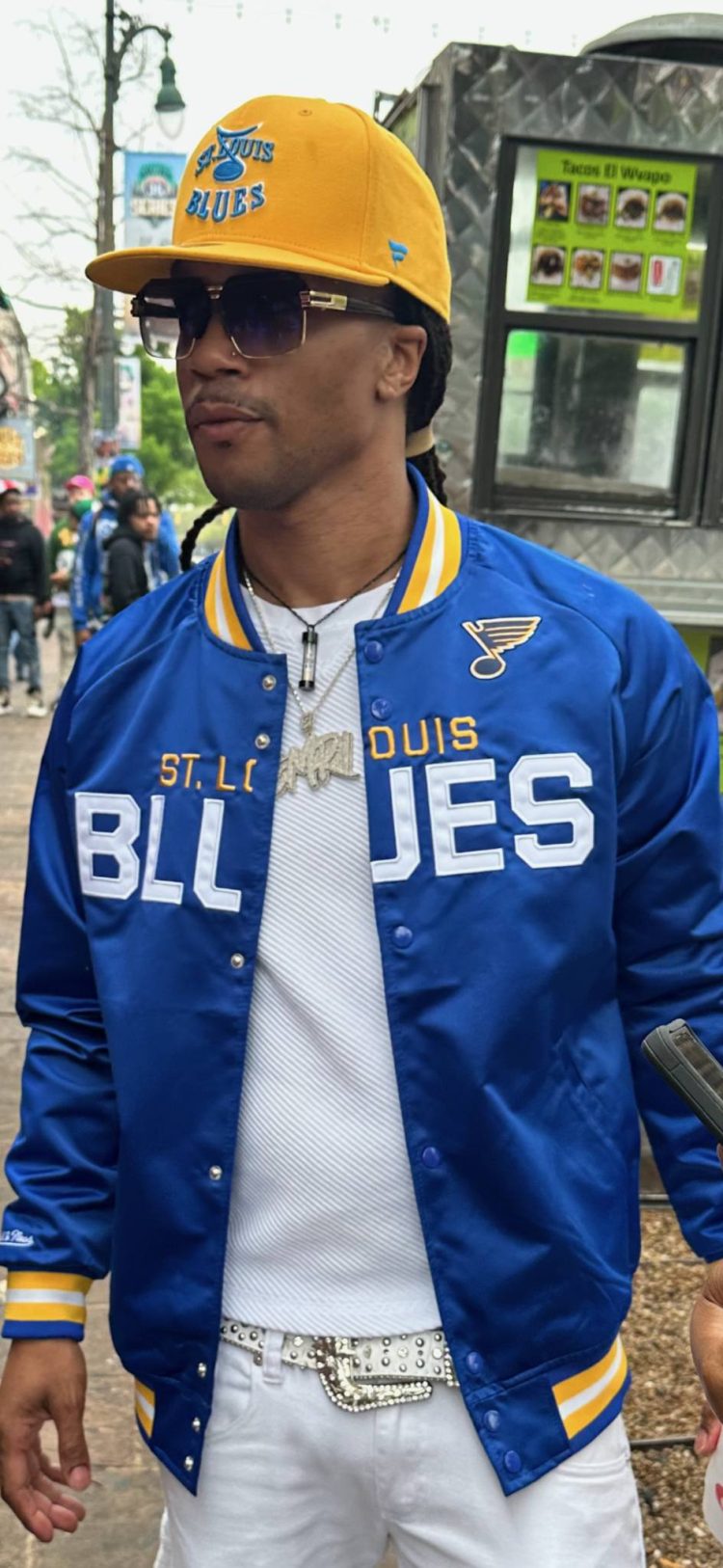 Emri – The Voice of Resilience and Authenticity in Music